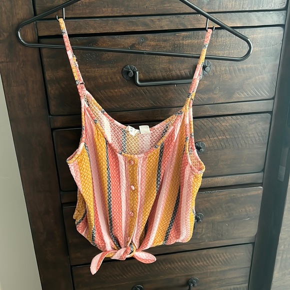 Roxy | Tops | Roxy Button Up Crop Tank | Poshmark